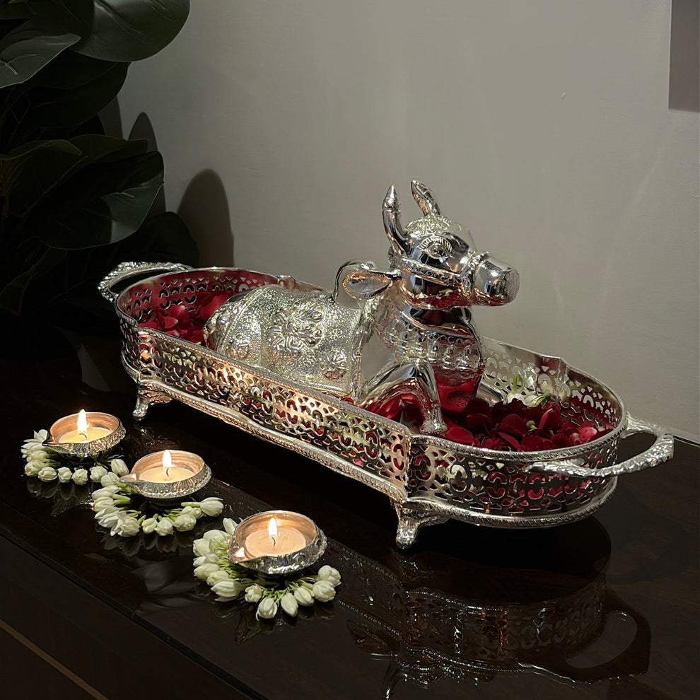 SILVER PLATED NANDI (MEDIUM) – THATCHED ROOF